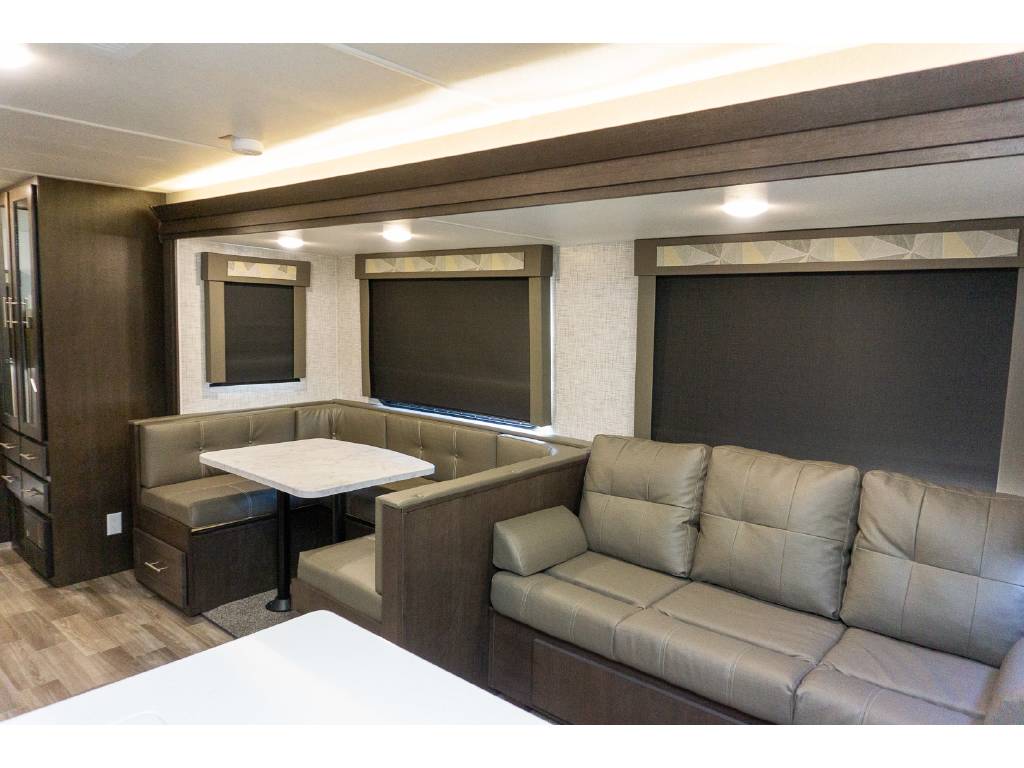 FOREST RIVER SALEM 32BHDS | RV Gulf