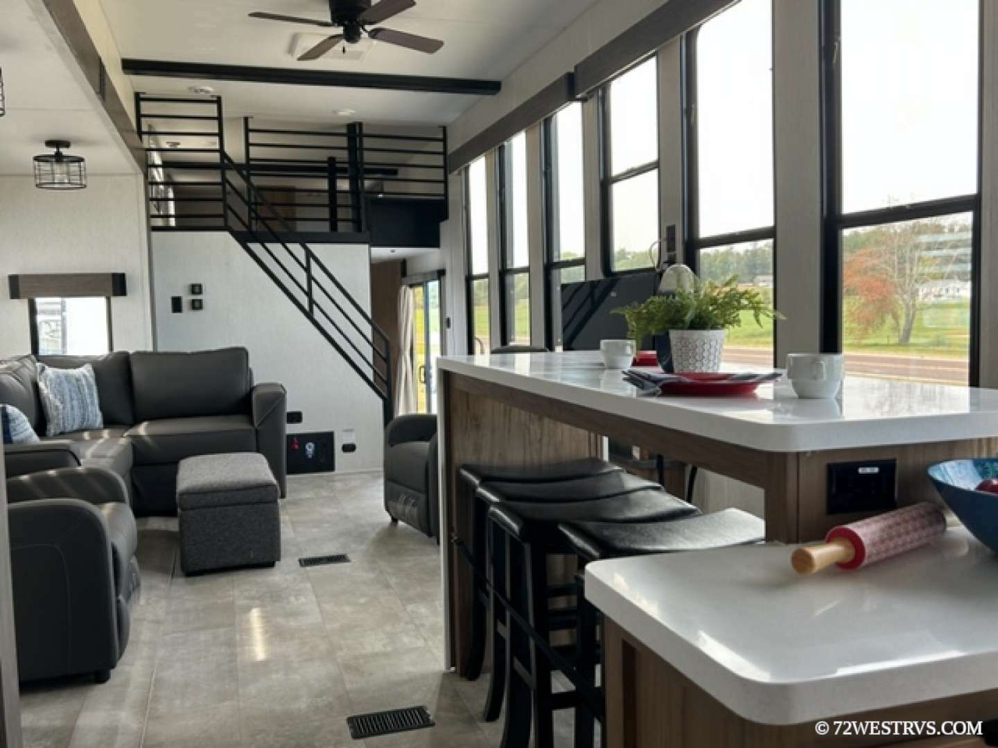 FOREST RIVER CHEMROKEE TIMBERWOLF 39AL | RV Gulf