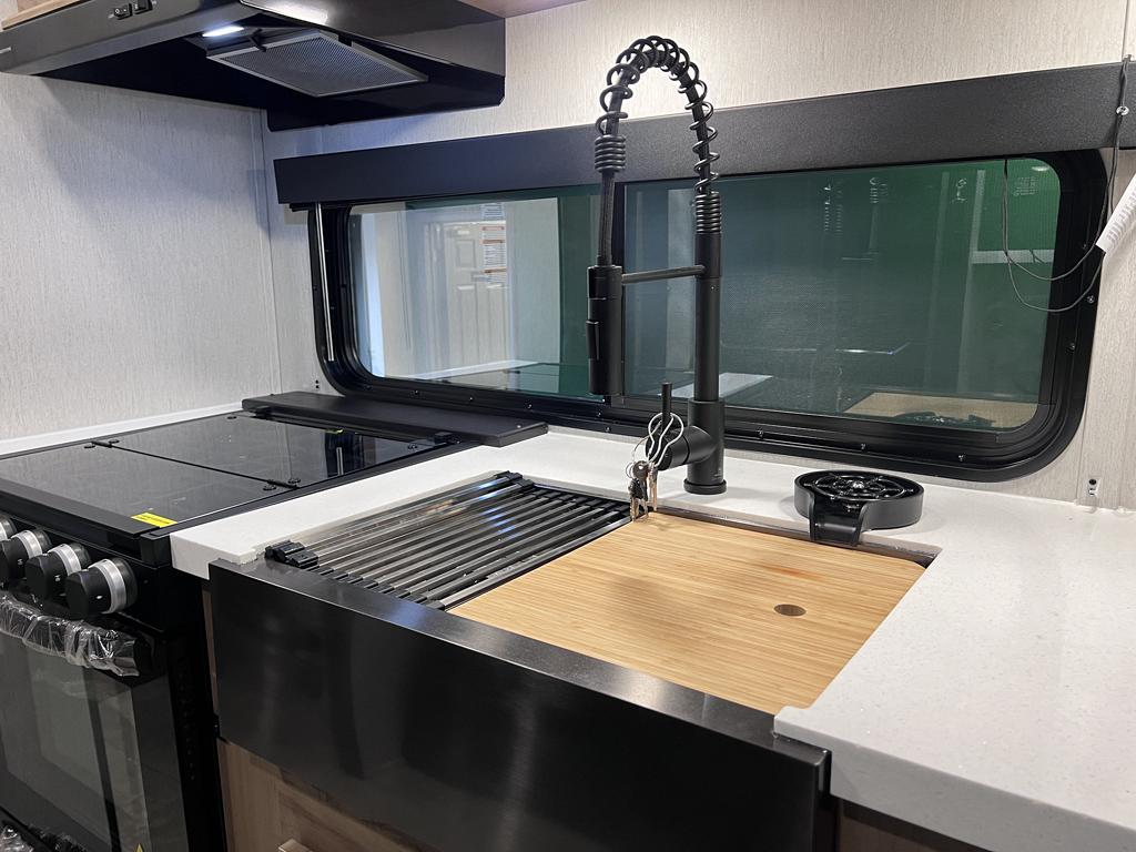 FOREST RIVER CHEROKEE TIMBERWOLF 16ML | RV Gulf