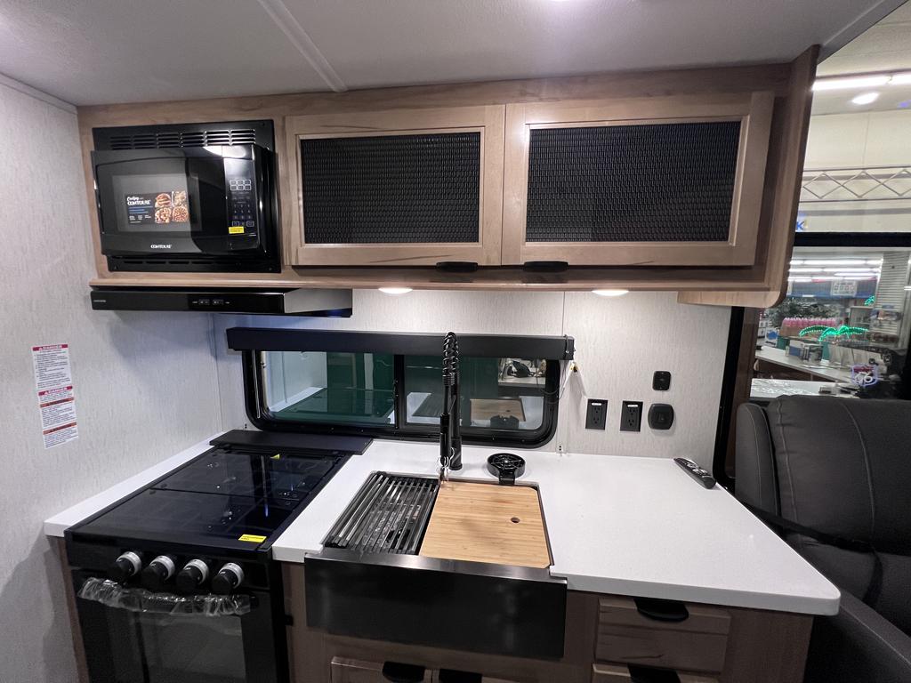 FOREST RIVER CHEROKEE TIMBERWOLF 16ML | RV Gulf